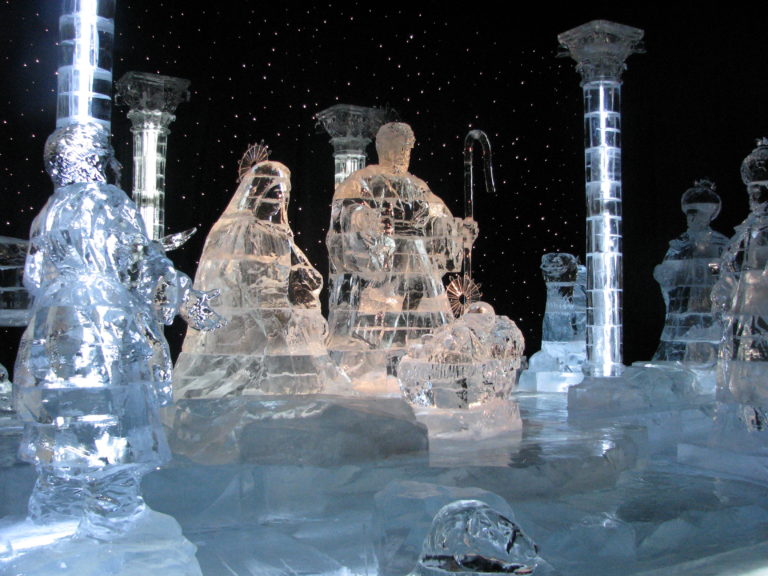 ICE! featuring Christmas Around the World at Gaylord National Harbor ...